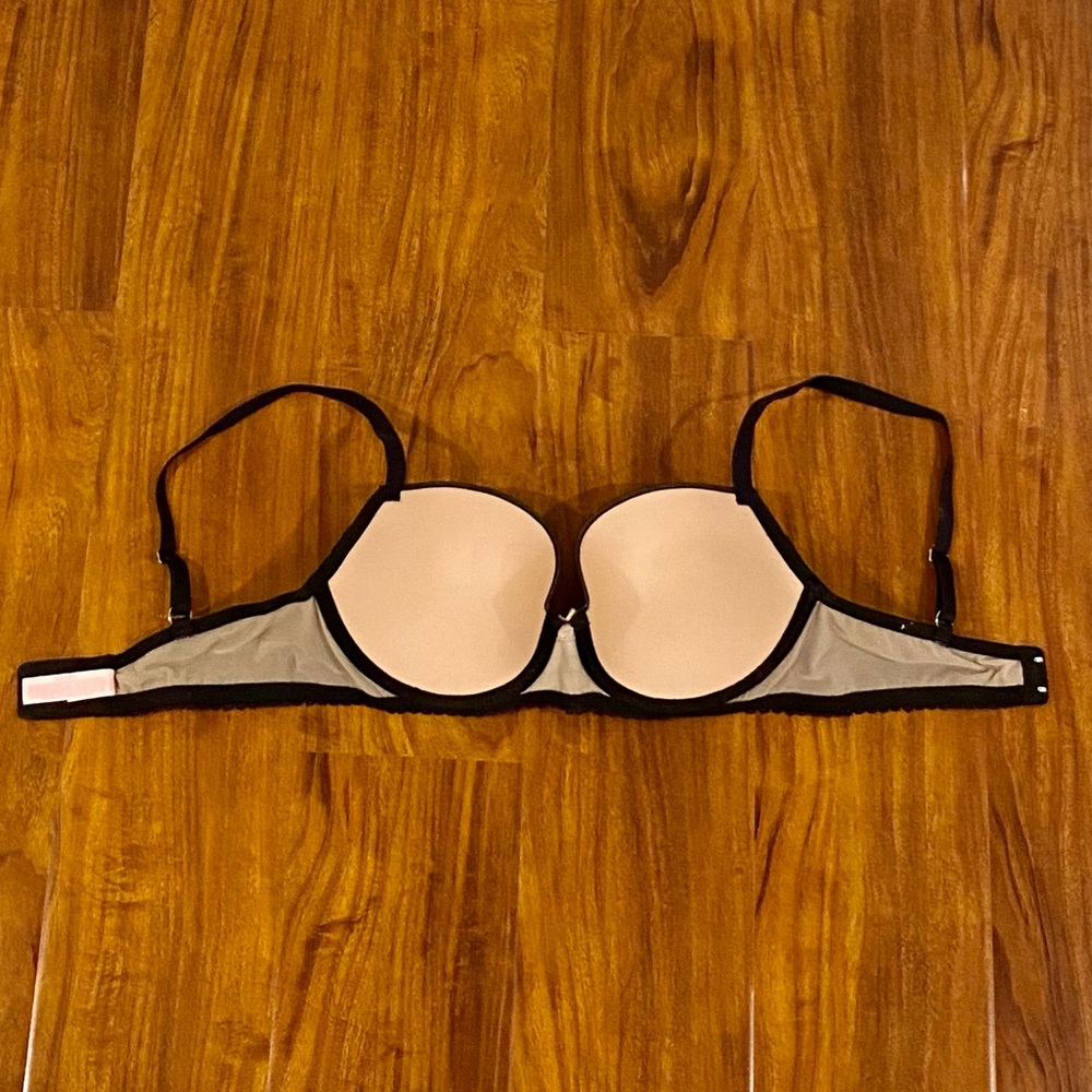 Victorias Secret Padded Black Lace Demi Bra Gem